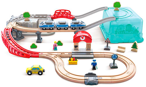 Set Of Tracks And Trains Hape City Train | Algateckids.com